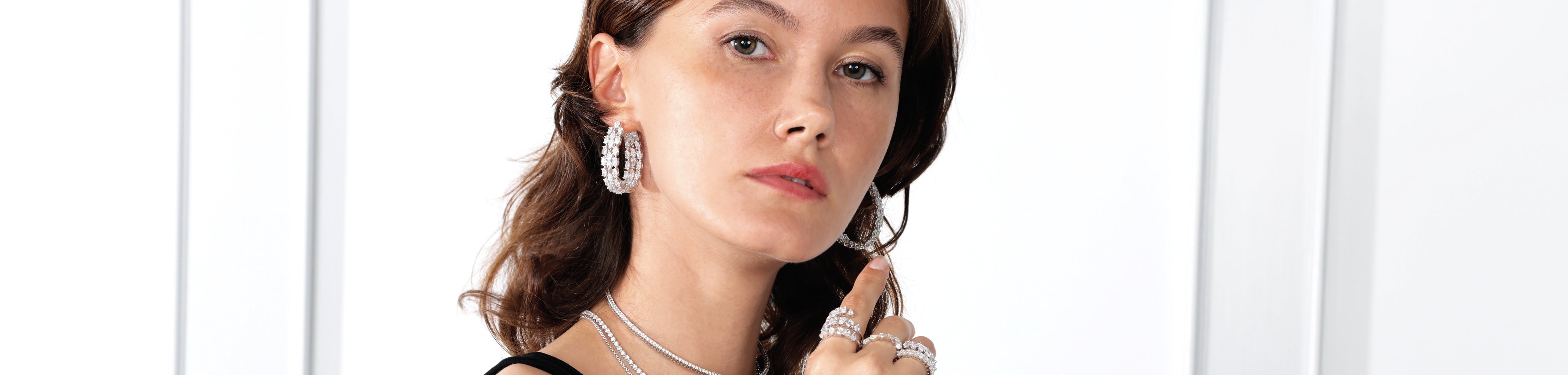 HOOPS – Sabrina Design